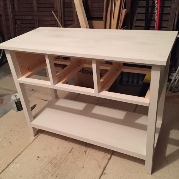 3 drawer mini console table – DIY Montreal