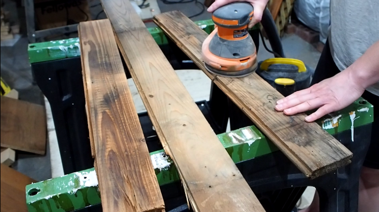Reclaimed Wood and Copper Clock - DIY Montreal