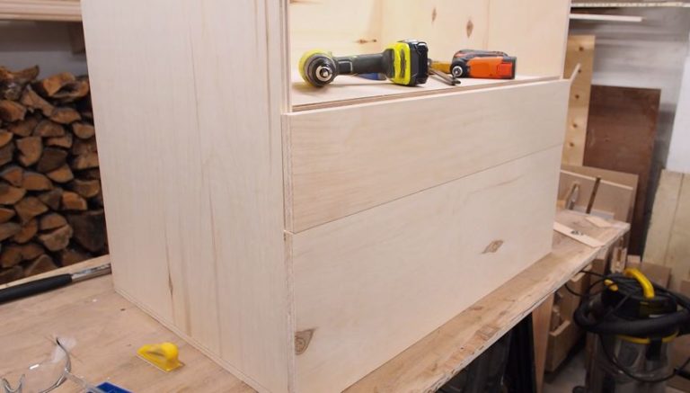 Router Cabinet – DIY Router Table Build | DIY Montreal