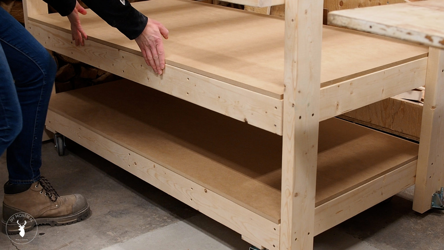 Outfeed Table / Workbench | Mobile & Leveling – DIY Montreal