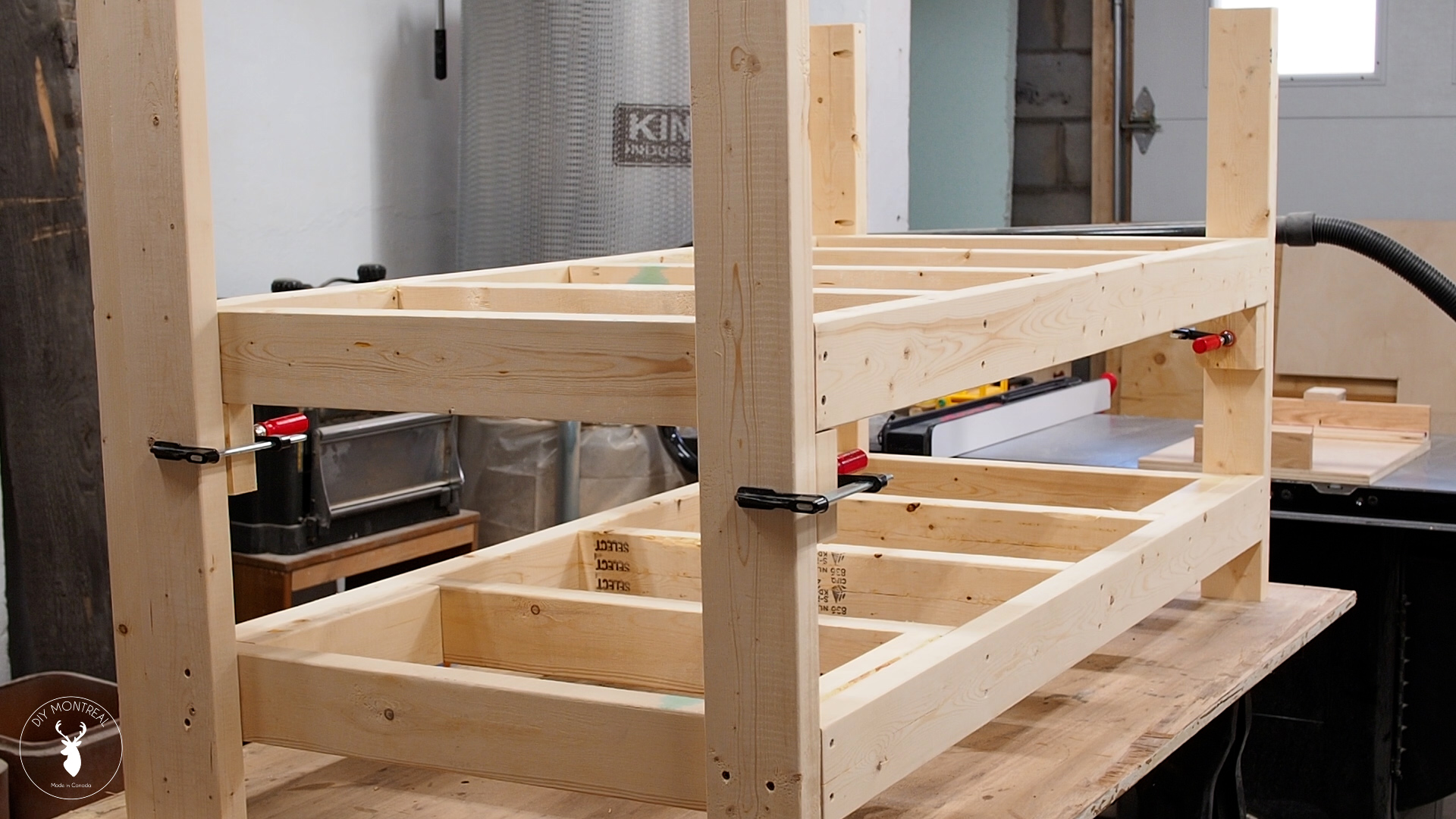 Outfeed Table / Workbench | Mobile & Leveling – DIY Montreal