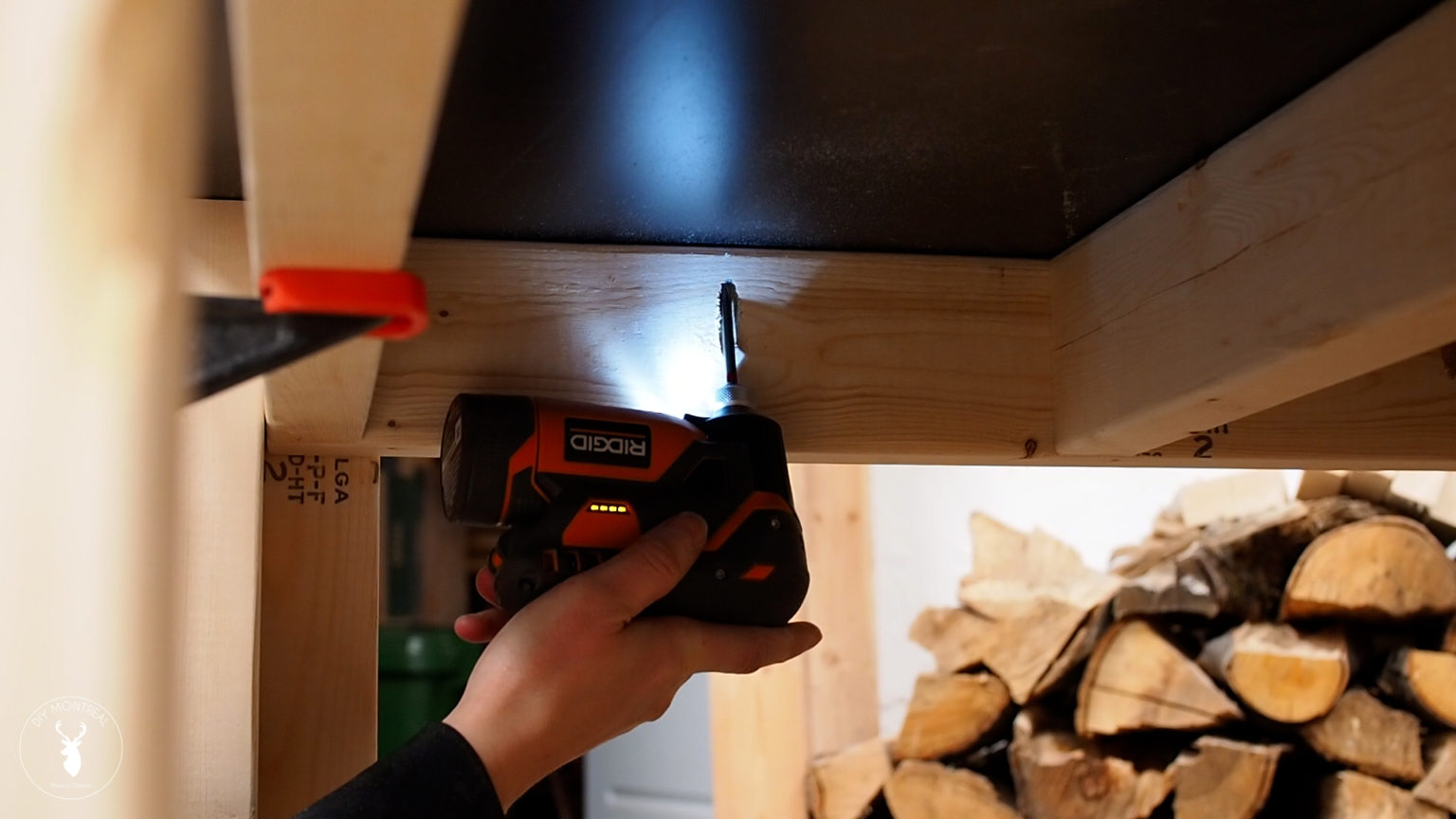 Outfeed Table / Workbench | Mobile & Leveling | DIY Montreal