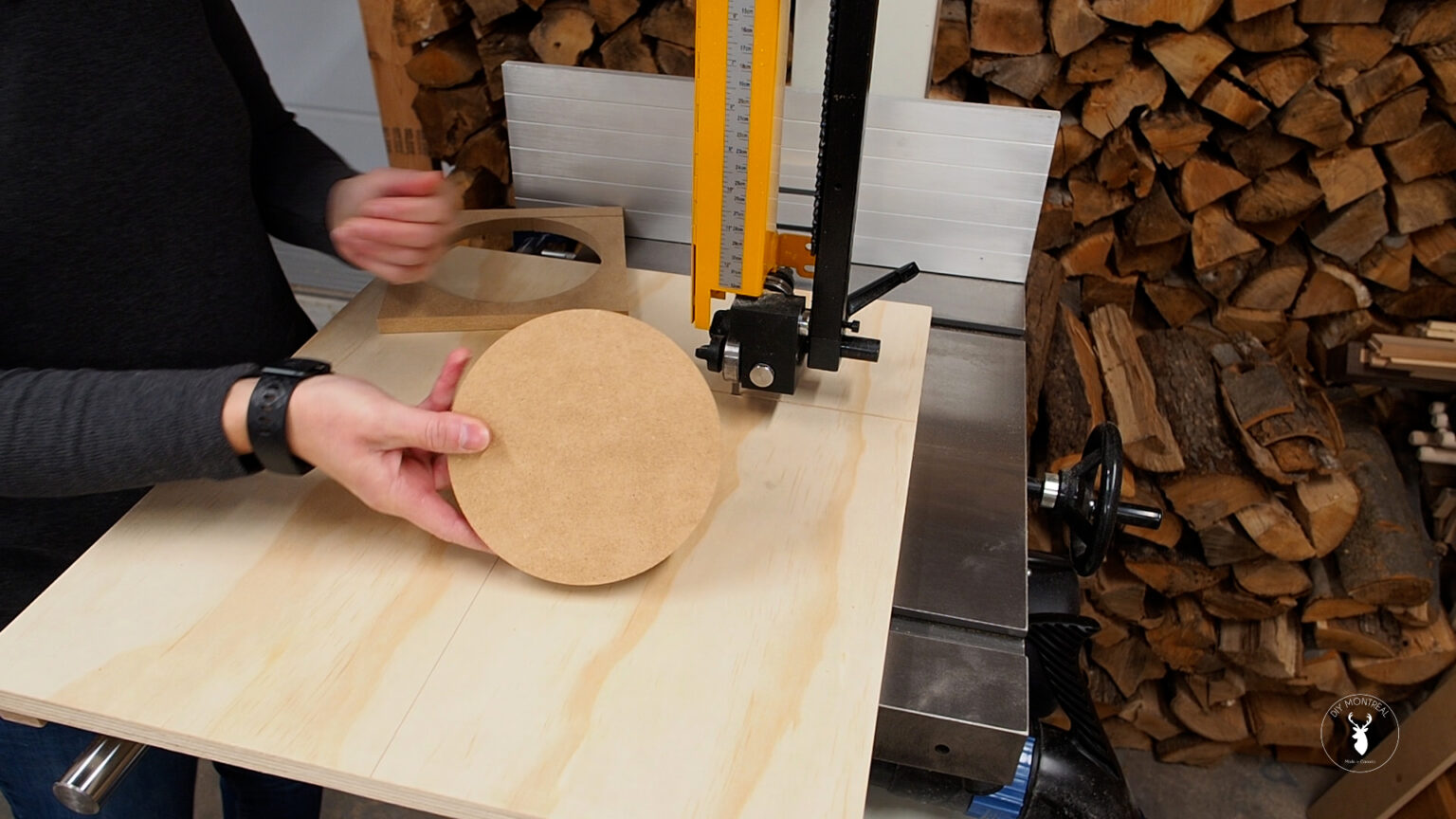 4 Ways to Cut Circles in Wood - DIY Montreal