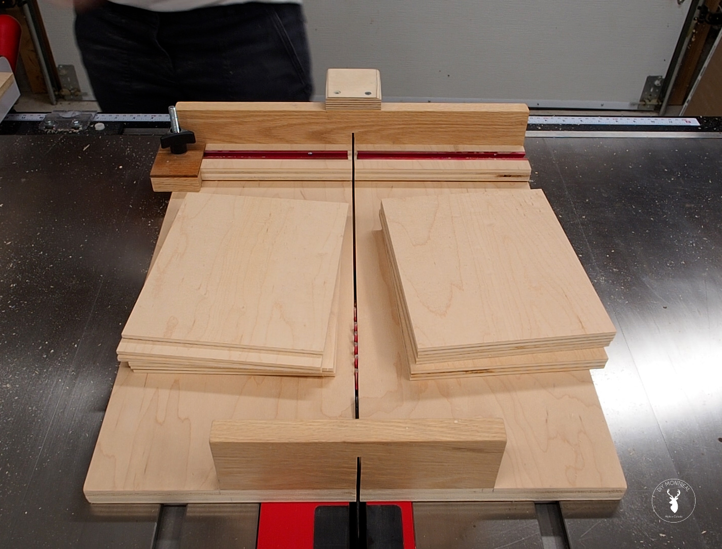 Sandpaper Organizer and Storage Cabinet | DIY Montreal