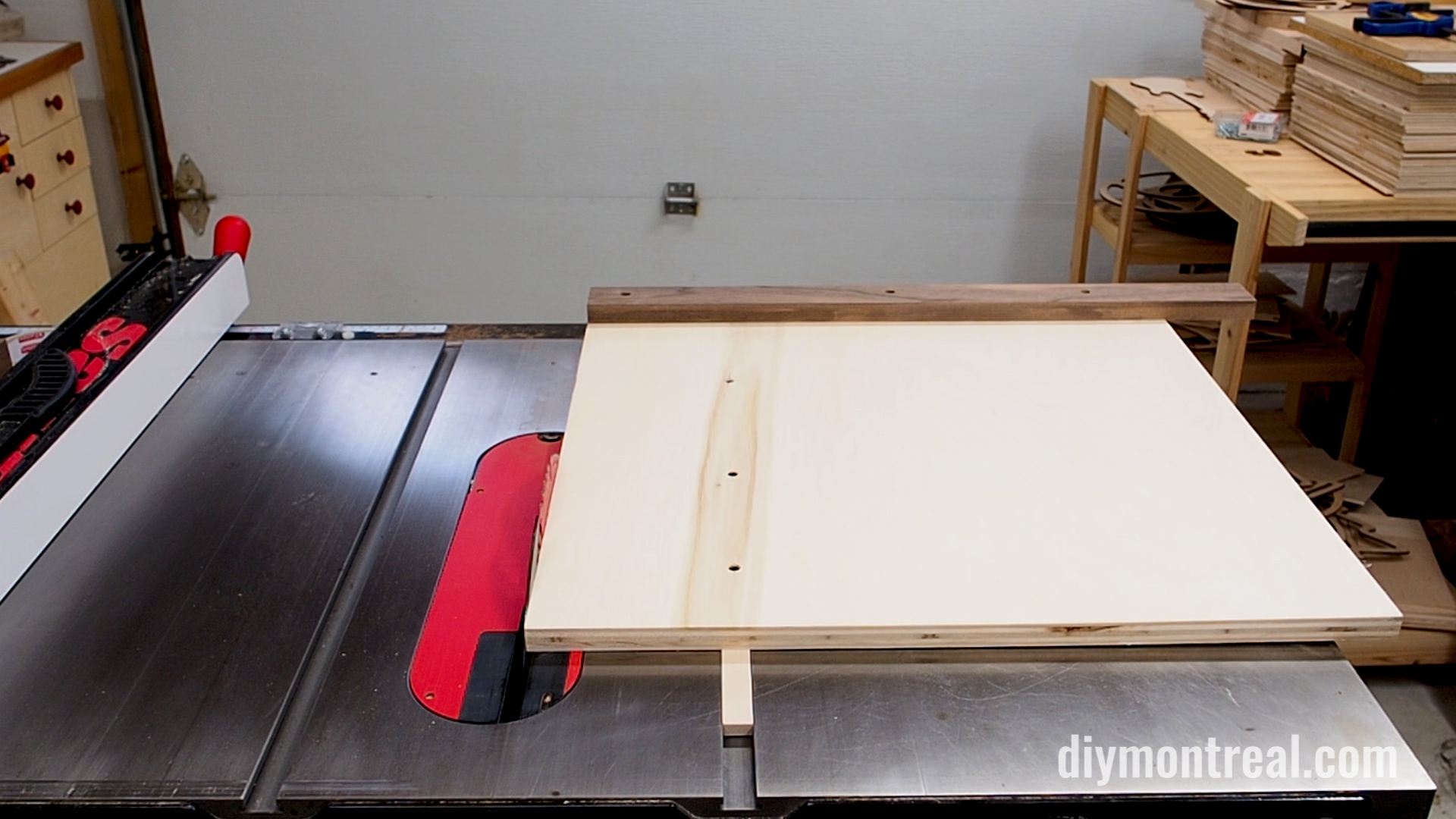 Brick Pattern End Grain Cutting Board | DIY Montreal